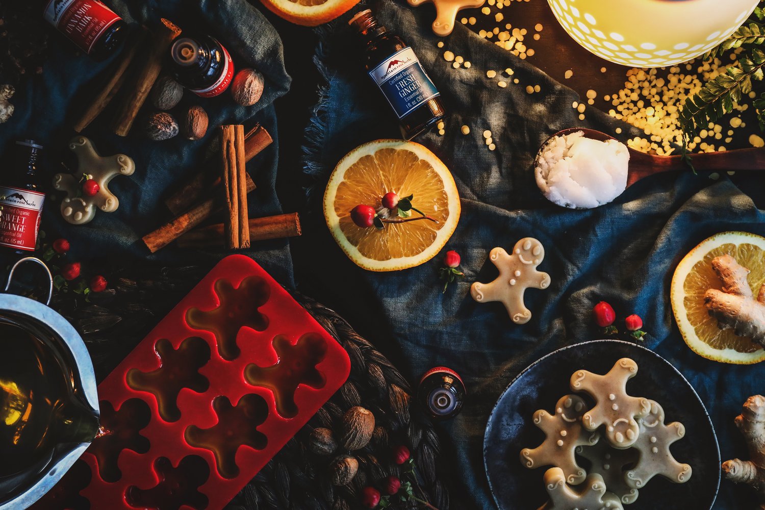 Frosted Gingerbread Essential Oil Blend + Wax Melt Recipe