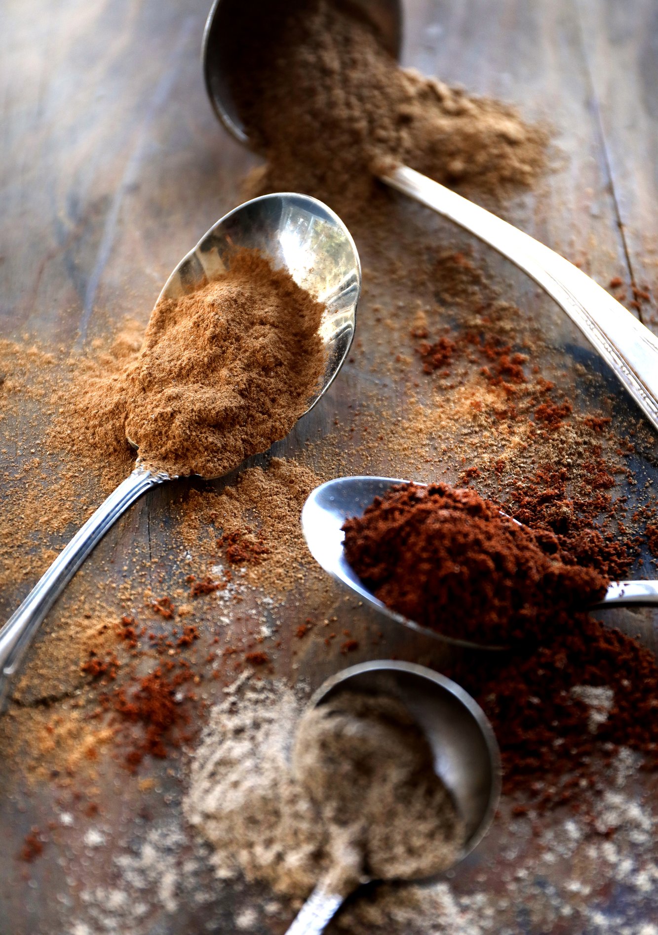 Sprinkle-On Herb & Spice Blends for Four Season Wellness