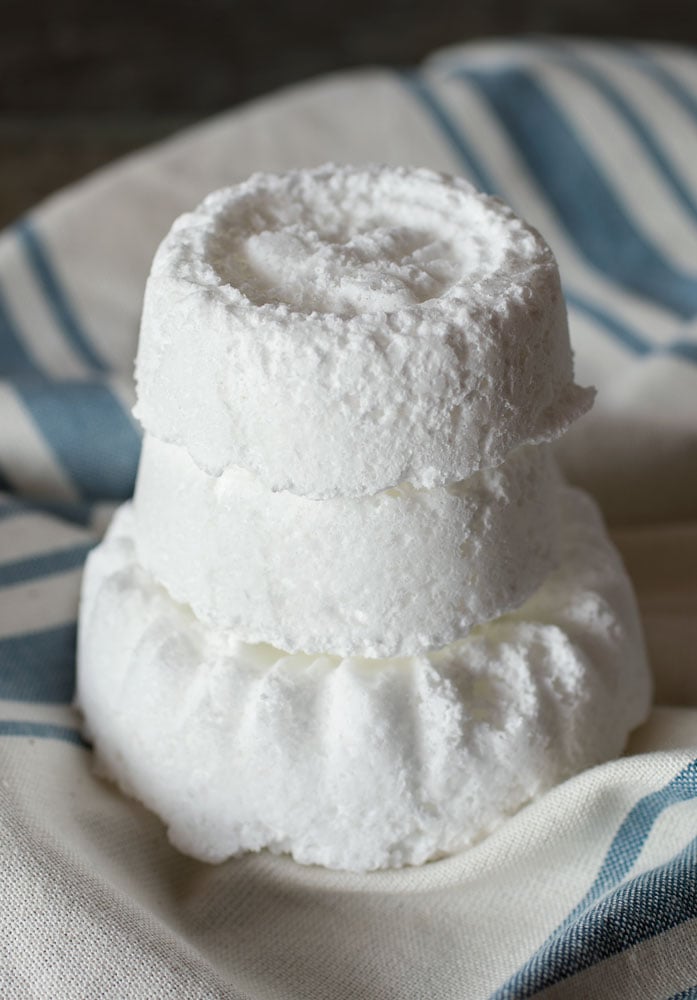 Natural DIY Toilet Cleaning Bombs