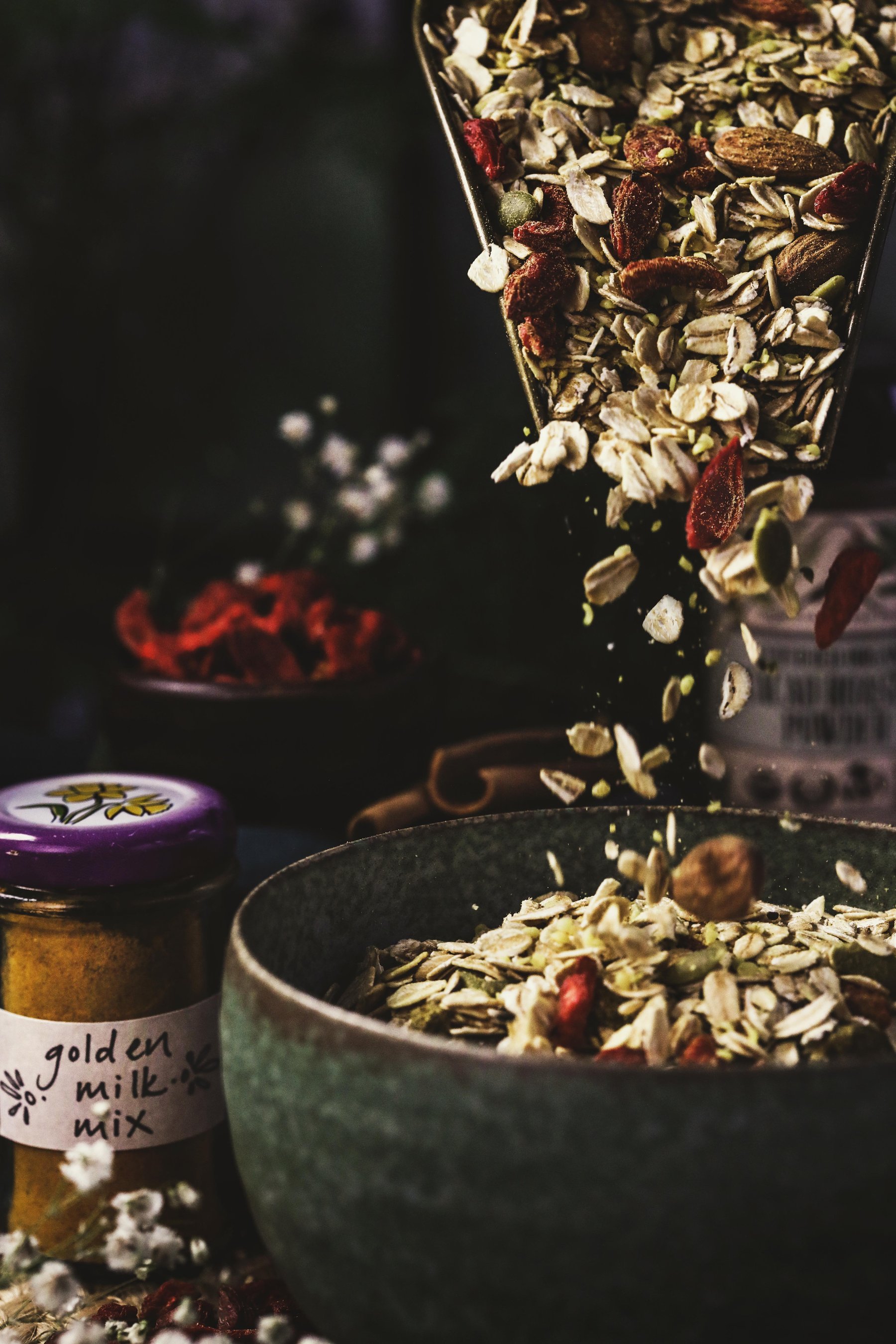 Healthy Breakfast Recipes + 5 Superfood Powder Blends